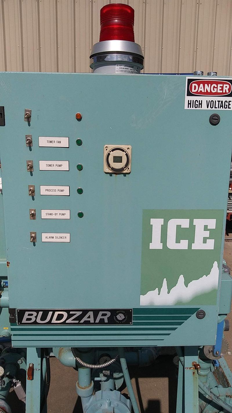 Budzar TTS-40-DSB, 500 Gallon Tank with Pumps | Garden City Plastics