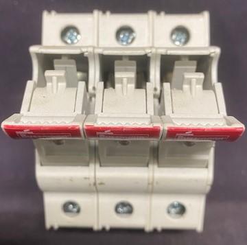 Cooper Bussmann CHM3DU 3-Pole Midget 10X38 Fuse Holder | Garden City ...