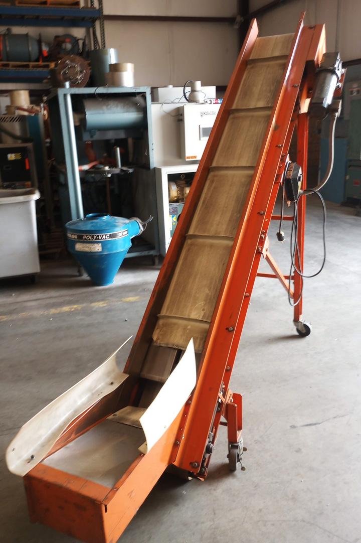 EMI 9 Foot Long Incline Conveyor | Garden City Plastics