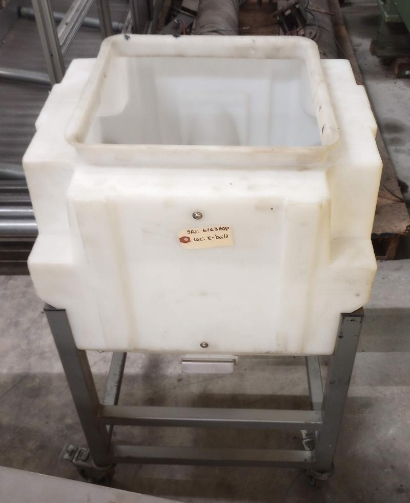 MAC Portable 4.5 cu. ft. Resin Bin | Garden City Plastics