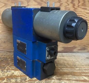 Rexroth 4WE-10-J33/CG24N9K4 Directional Control Hydraulic Valve ...