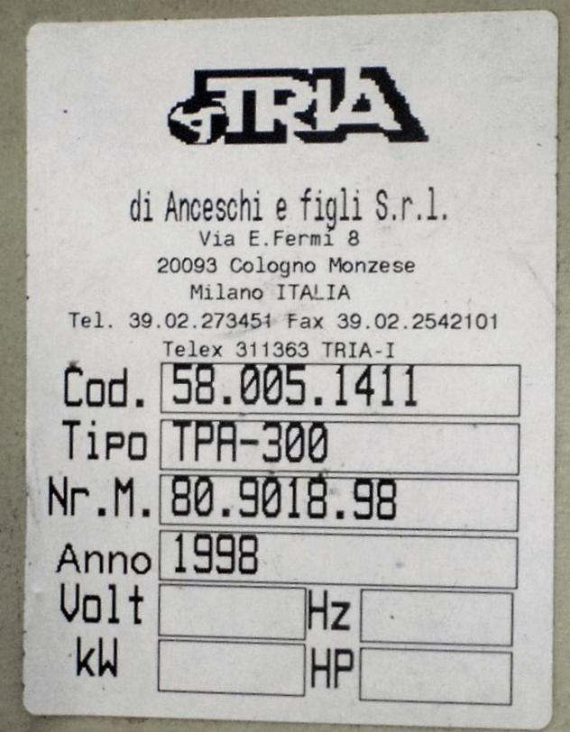 Tria Regrind hopper with Cyclone TPA-300 | Garden City Plastics