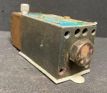 Vickers DG20V-3-2A-60 Directional Control Hydraulic Valve | Garden City ...