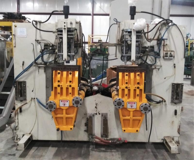 Akei AO-70SNL dual shuttle Blow Molding Machine | Garden City Plastics