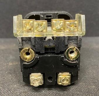 Allen-Bradley 800T-PB16 Illuminated Green Push Button | Garden City ...