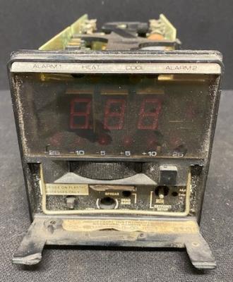 Barber Colman AT-580 Temperature Controller | Garden City Plastics