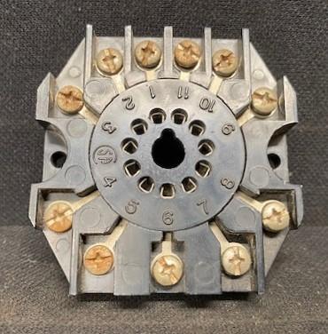 Custom Connector RB11 11-PIn Relay Socket | Garden City Plastics
