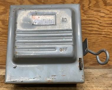 Federal Pacific 3332SN Enclosed Fusible Safety Switch | Garden City ...