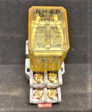 IDEC RH2B-U DC24V Relay | Garden City Plastics