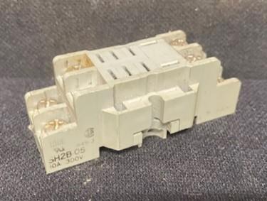 IDEC SH2B-05 Relay Base | Garden City Plastics