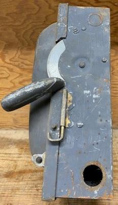 Square D H361 Series A2 Enclosed Fusible Safety Switch | Garden City ...