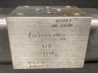 Sun Hydraulics FDBA-HAN Flow Control Valves on GBY 9HC0 Manifold ...