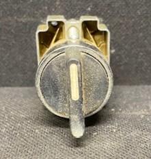 Telemecanique ZB2-BE101 Contact Blocks Doubled on Mounting Block with ...