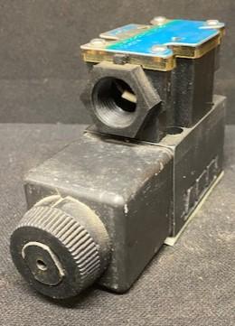 Vickers DG4V-3S-2A-MFWB-5-60 Hydraulic Valve | Garden City Plastics