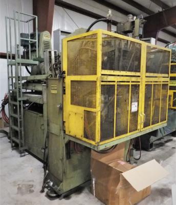 Bekum H-111 Continuous Extrusion, Dual Shuttle Blow Molding Machine ...